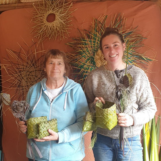 Harakeke (NZ Flax) Weaving Workshop - Beginner Journey – NZ Textile ...